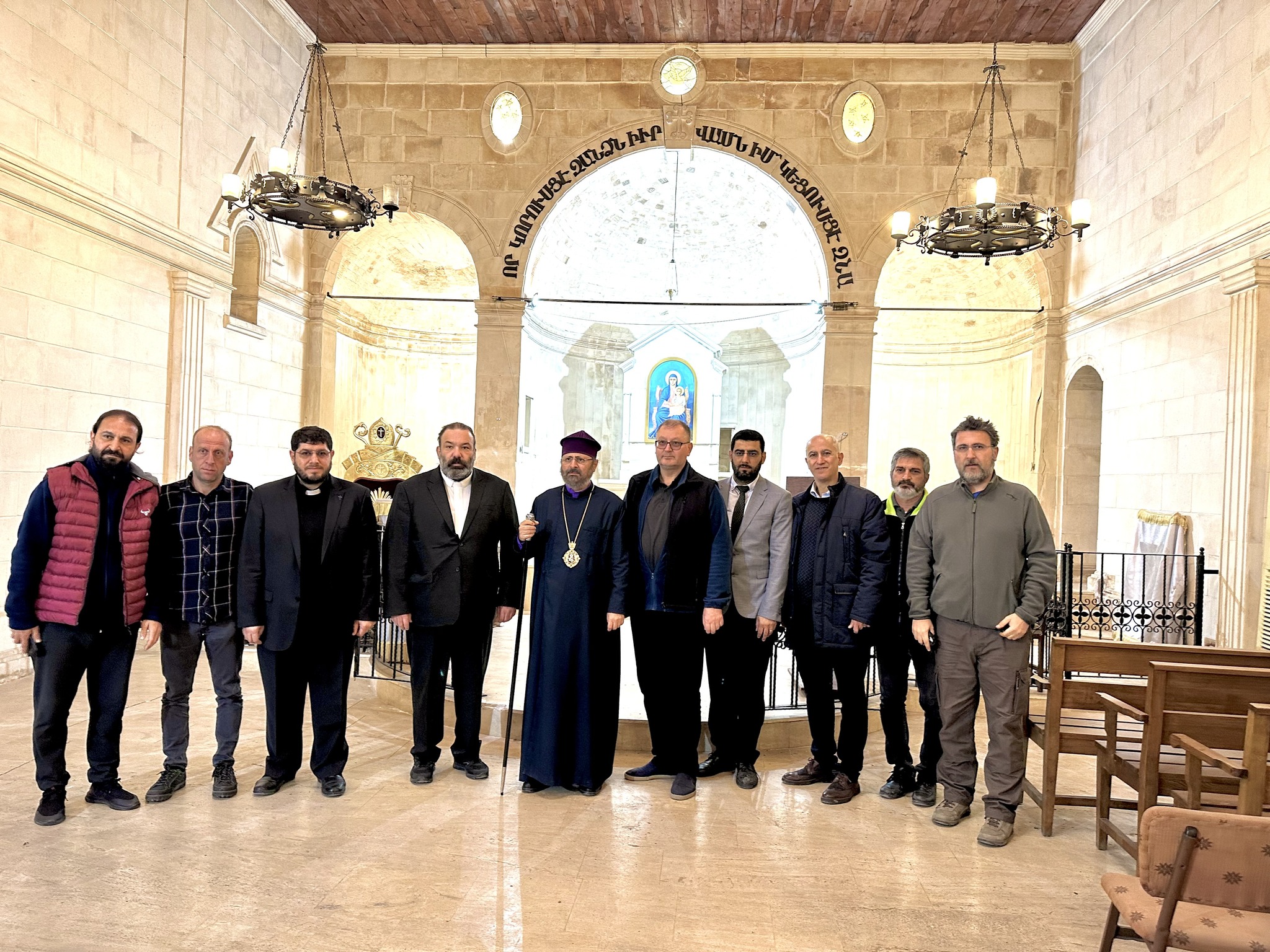 Patrik Sahak II, Afet Bölgesini Ziyaret Etti - SAT-7 TÜRK HABER